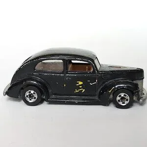 Hot Wheels | Toys | Classic Toy Cars X 2 Hot Wheels 4 Ford 2 Door ...